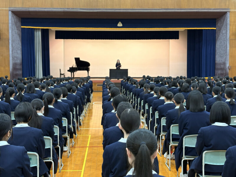 2025年度終業式を行いました！ | お知らせ | 聖霊学園高等学校